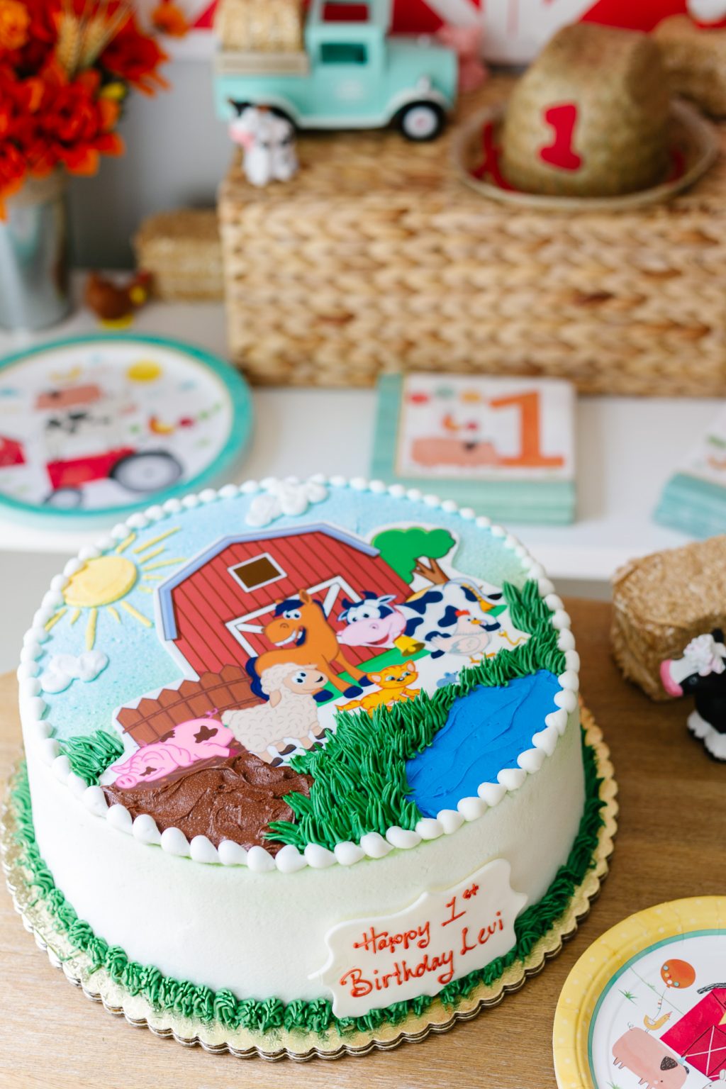 A Farm Theme First Birthday Party for Levi! - Andie Mitchell